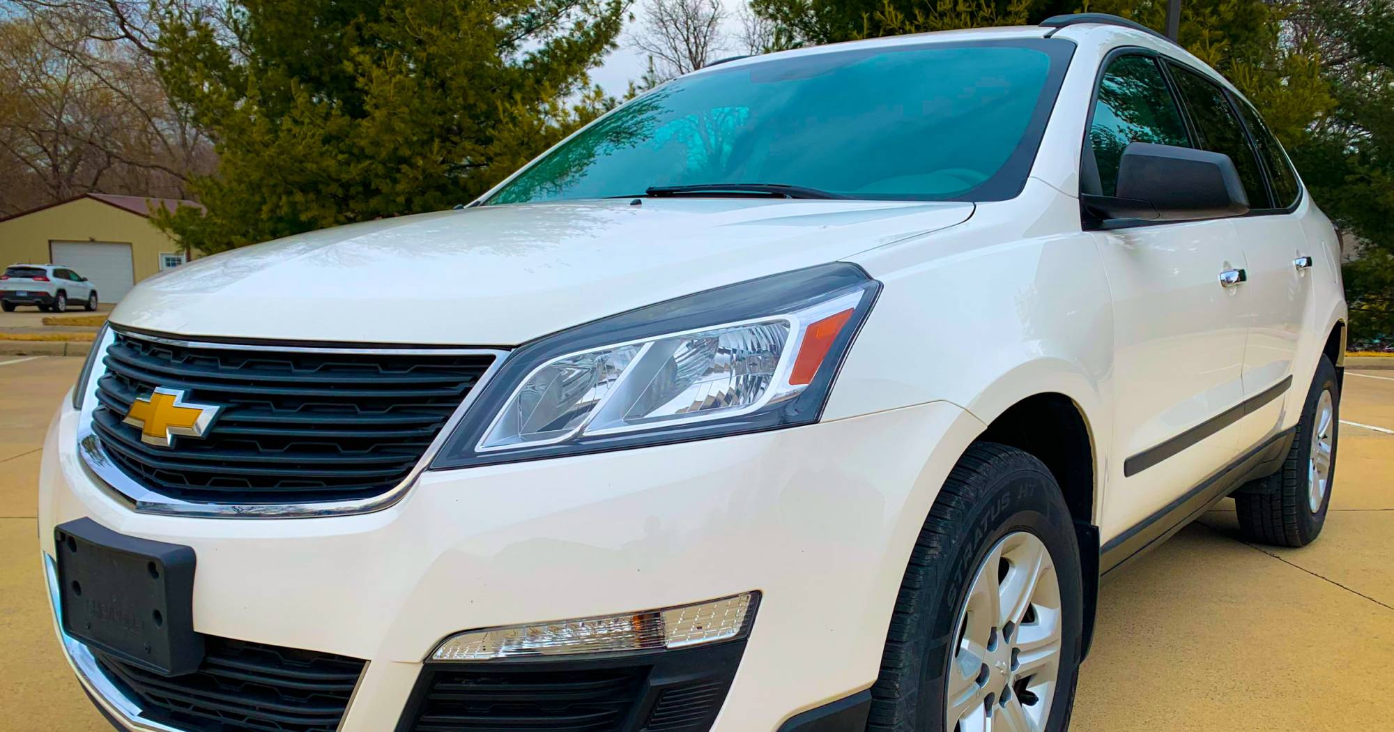 2015 Chevrolet Traverse LS AWD - 108k (White) - Fleet & Lease Auto Sales