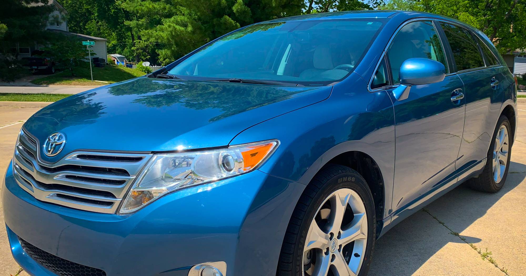 2009 Toyota Venza - 84k (Blue) - Fleet & Lease Auto Sales